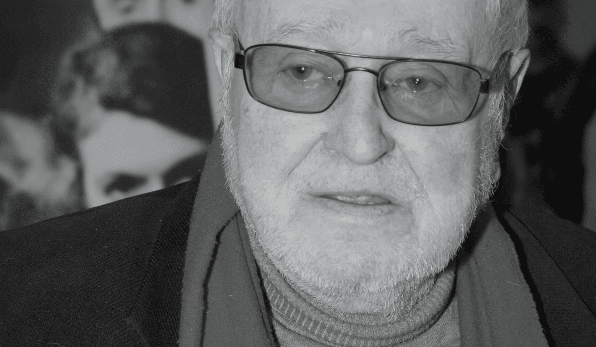 Jan Nowicki odwiedzał swój grób jeszcze przed śmiercią. Sam ...