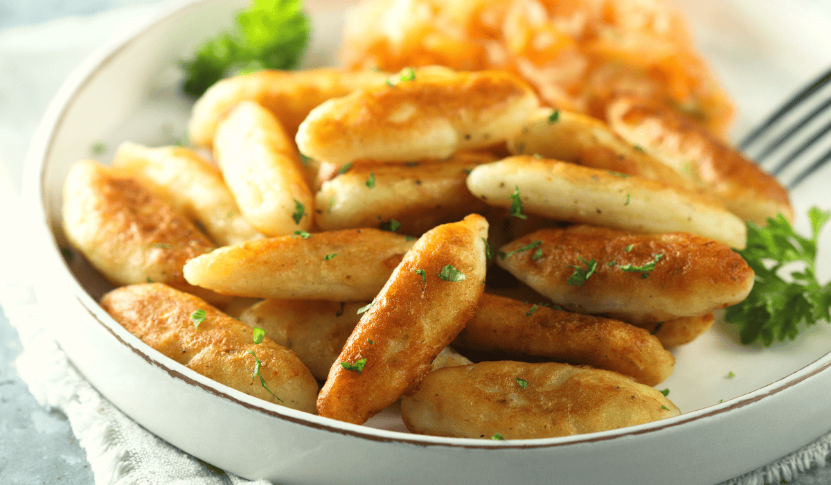 Jak zrobić szybkie kopytka z wczorajszych ziemniaków? Zachwycający ...